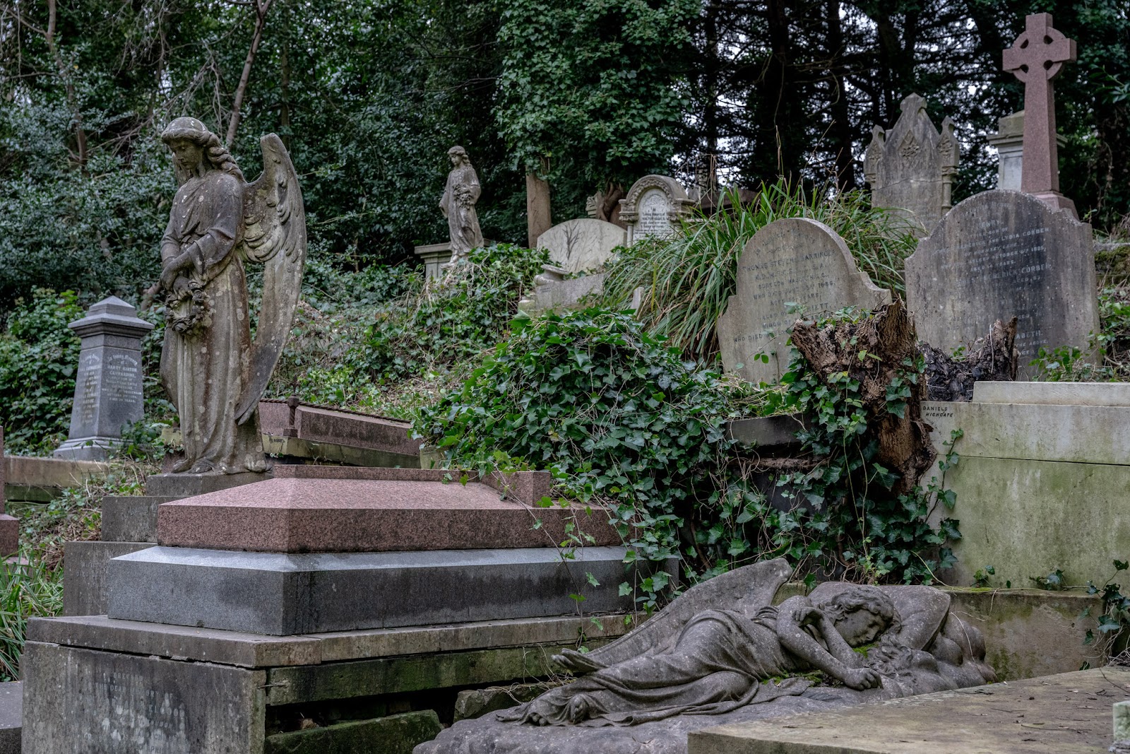 16 Haunted Places To Visit Around The World