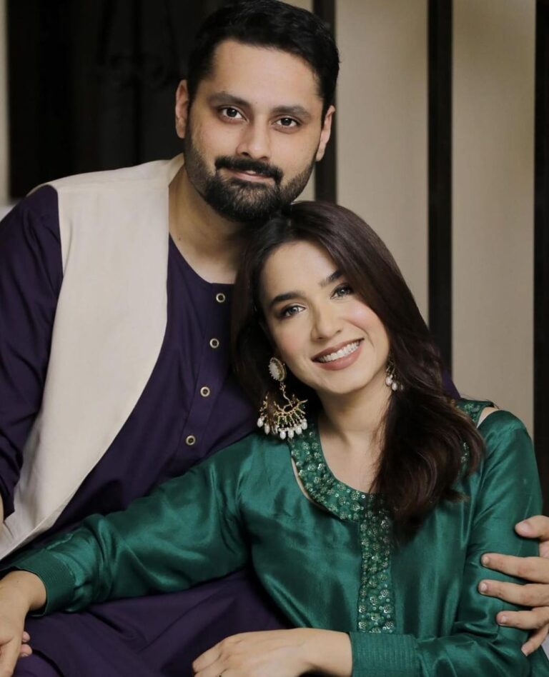 13 Iconic Pakistani Celebrity Couples - Stuff and Bluff